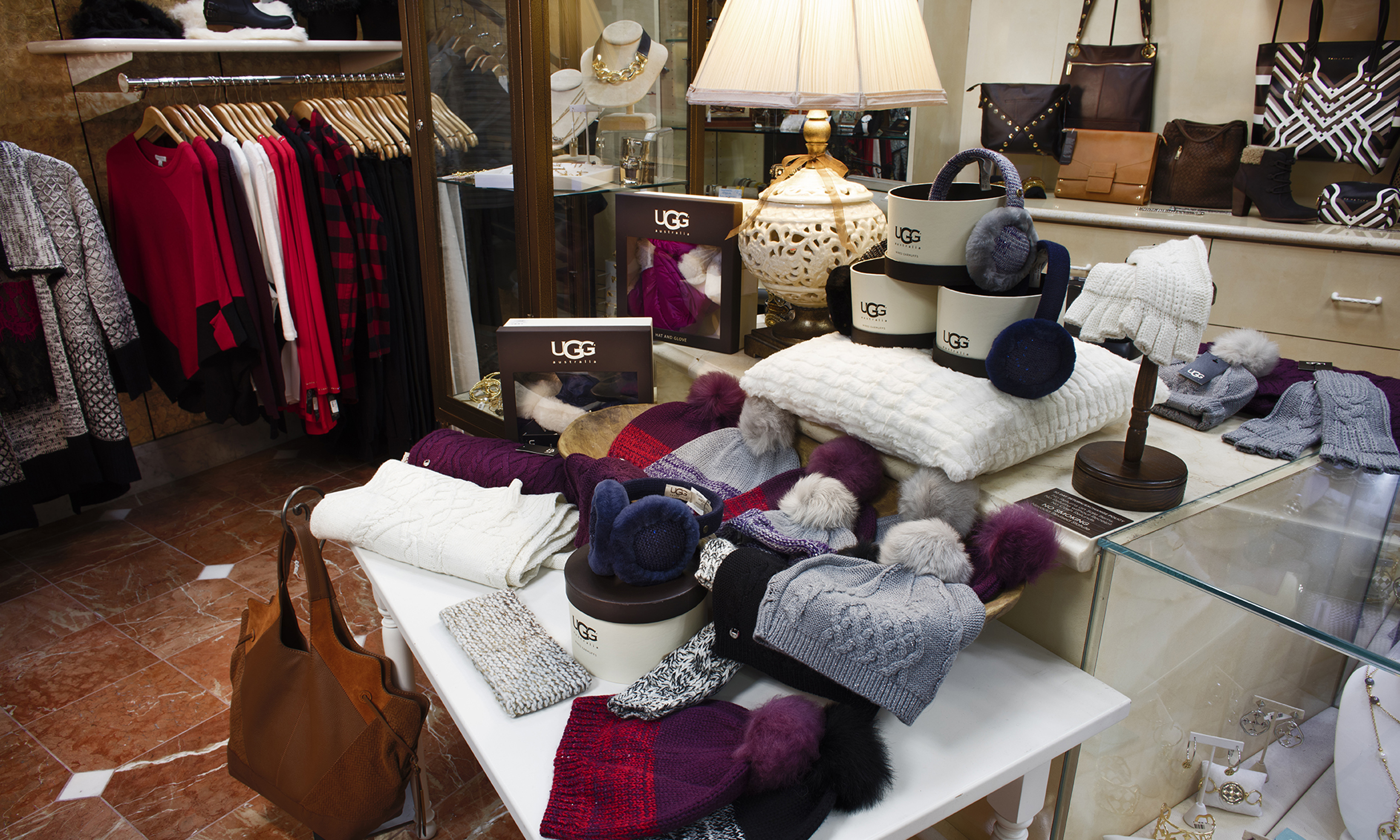 Bella Bottega Women's Apparel | Shopping at Peppermill Hotel Casino Resort